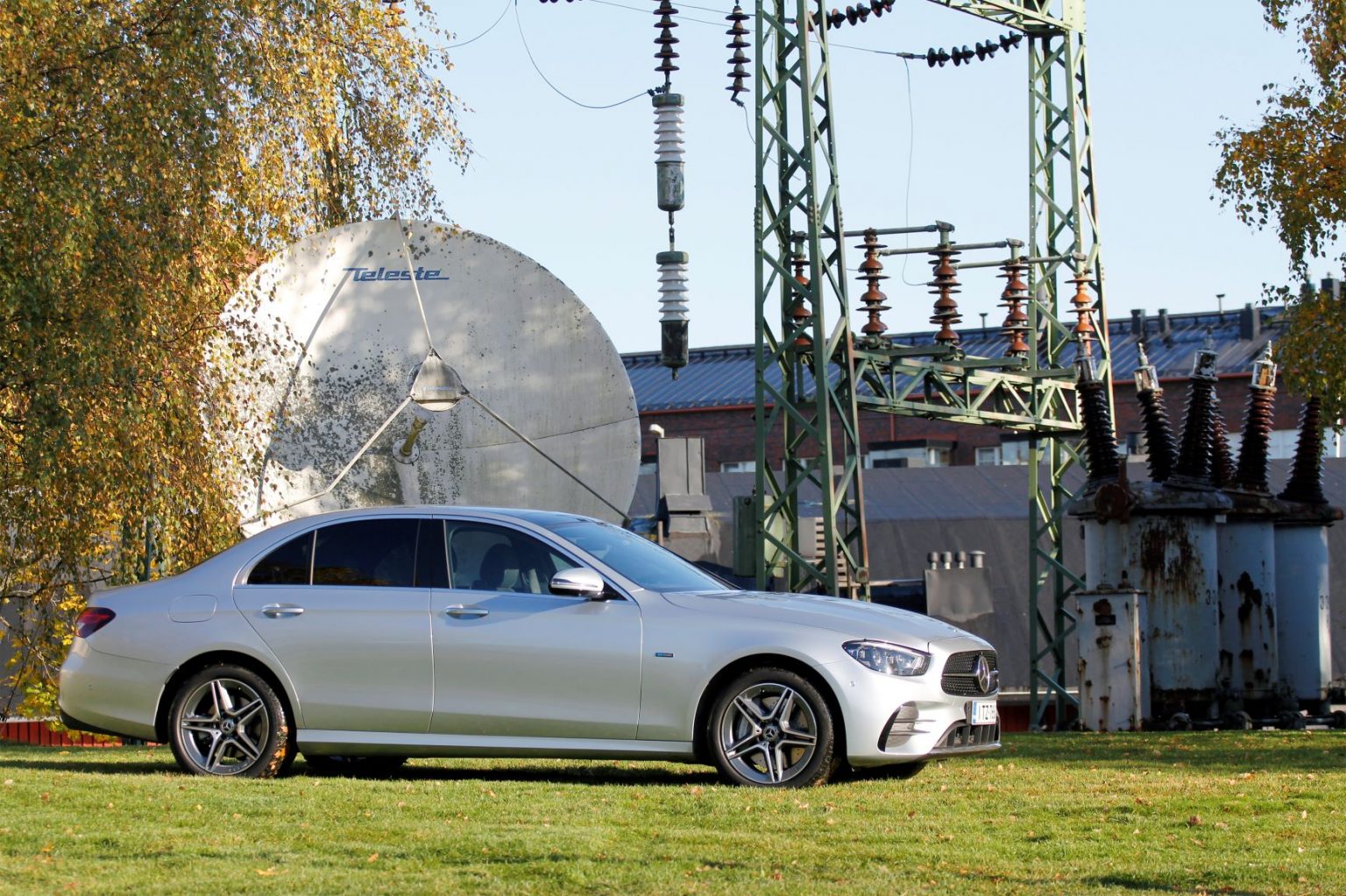 Koeajo Mercedes-Benz E300de - E niin kuin electric - KaasujalkaKaasujalka